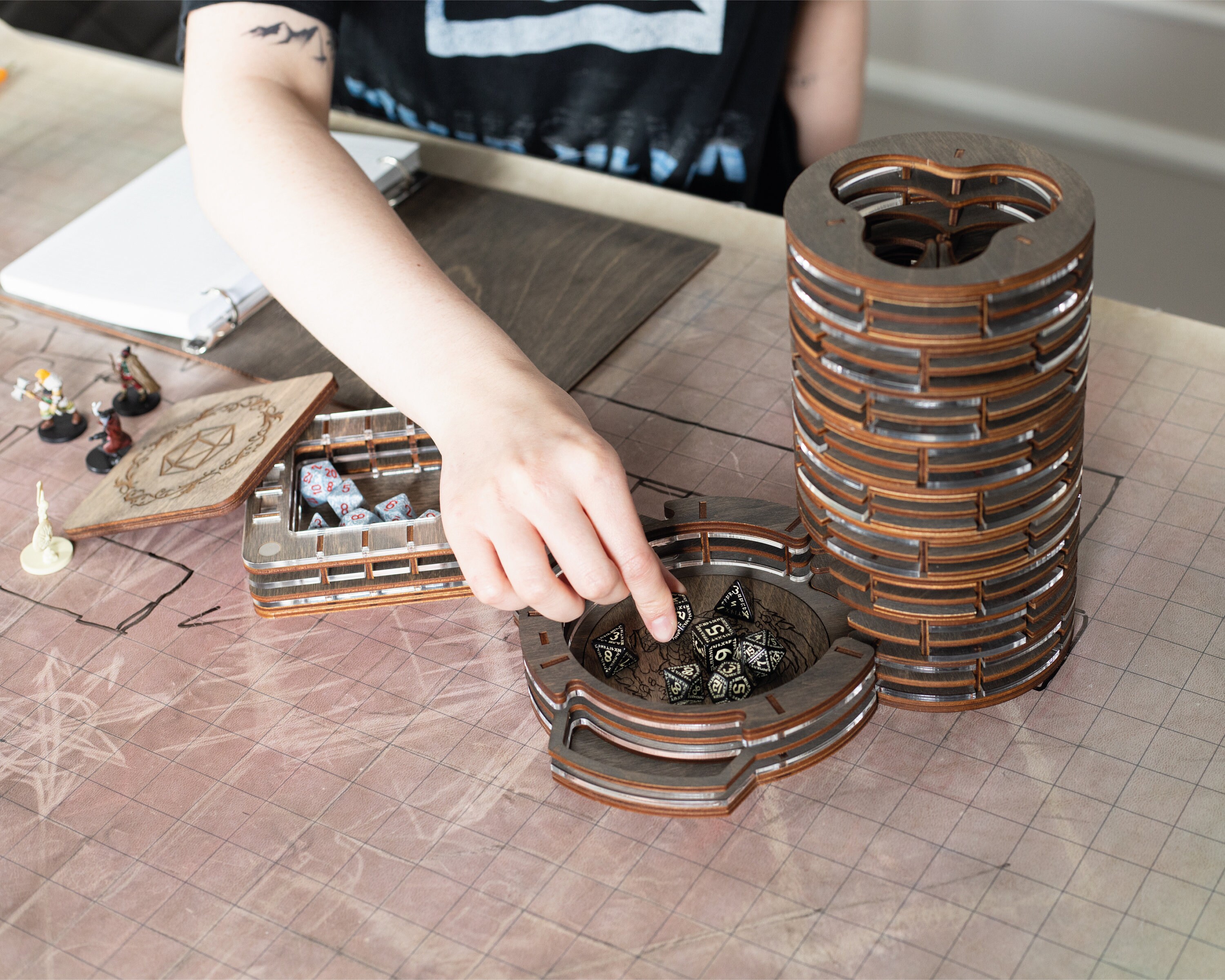 Wooden D&D Dice Tower With Dice Tray and 3 Inserts dice - Etsy