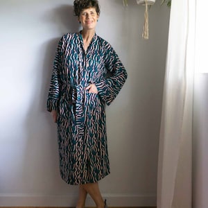 Easy Robe Jacket Sewing Tutorial Tasi Robe Jacket Draft-it-yourself ...