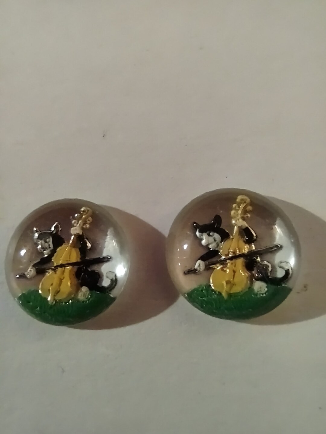 Cat and Yellow Fiddle Vintage Glass German Intaglio Cabochon 10mm #NN 1 ...