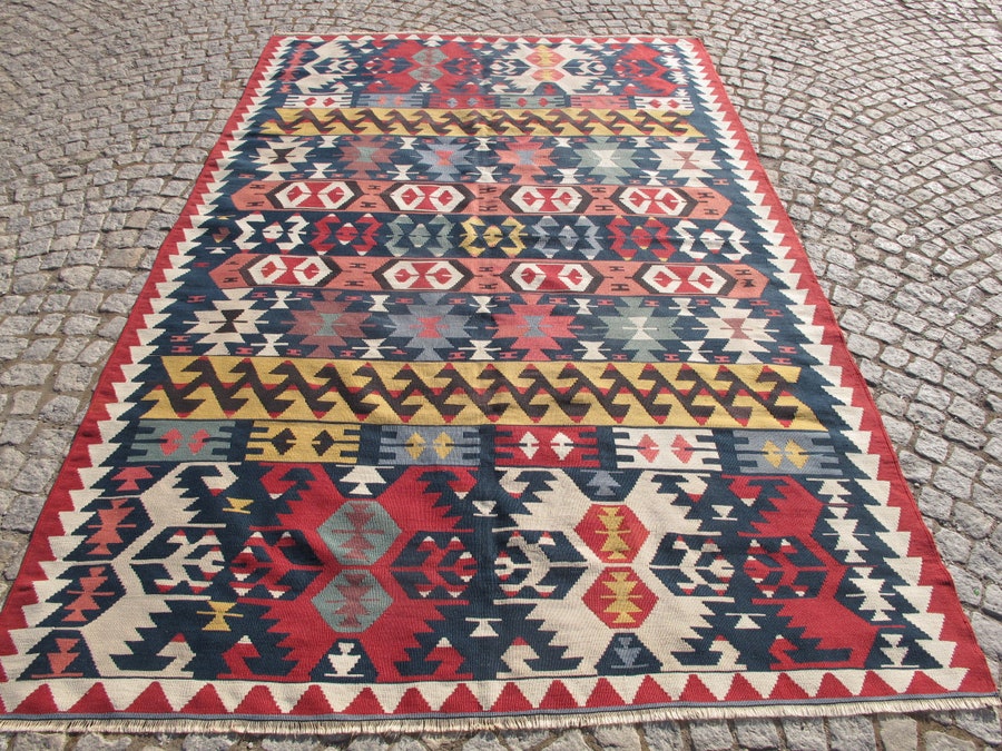 PergamonRugs - Etsy