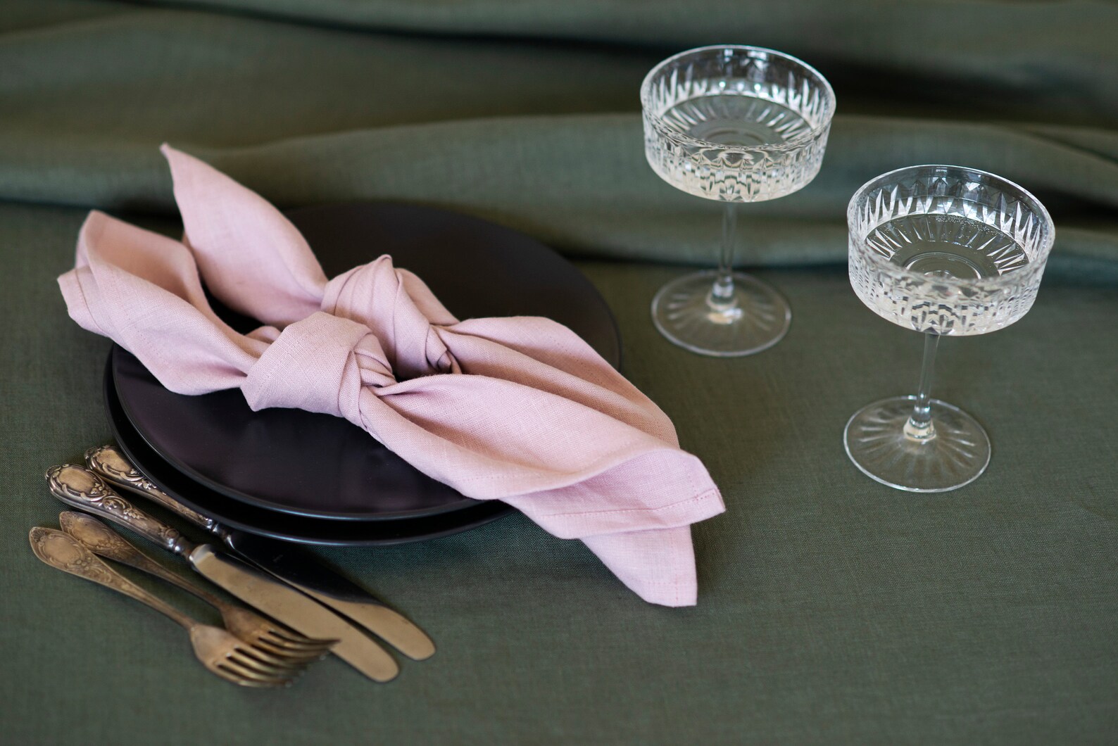 NAPKINS in Pale Pink Made to Order of Very SOFT 100% LINEN 16"x16" or ...