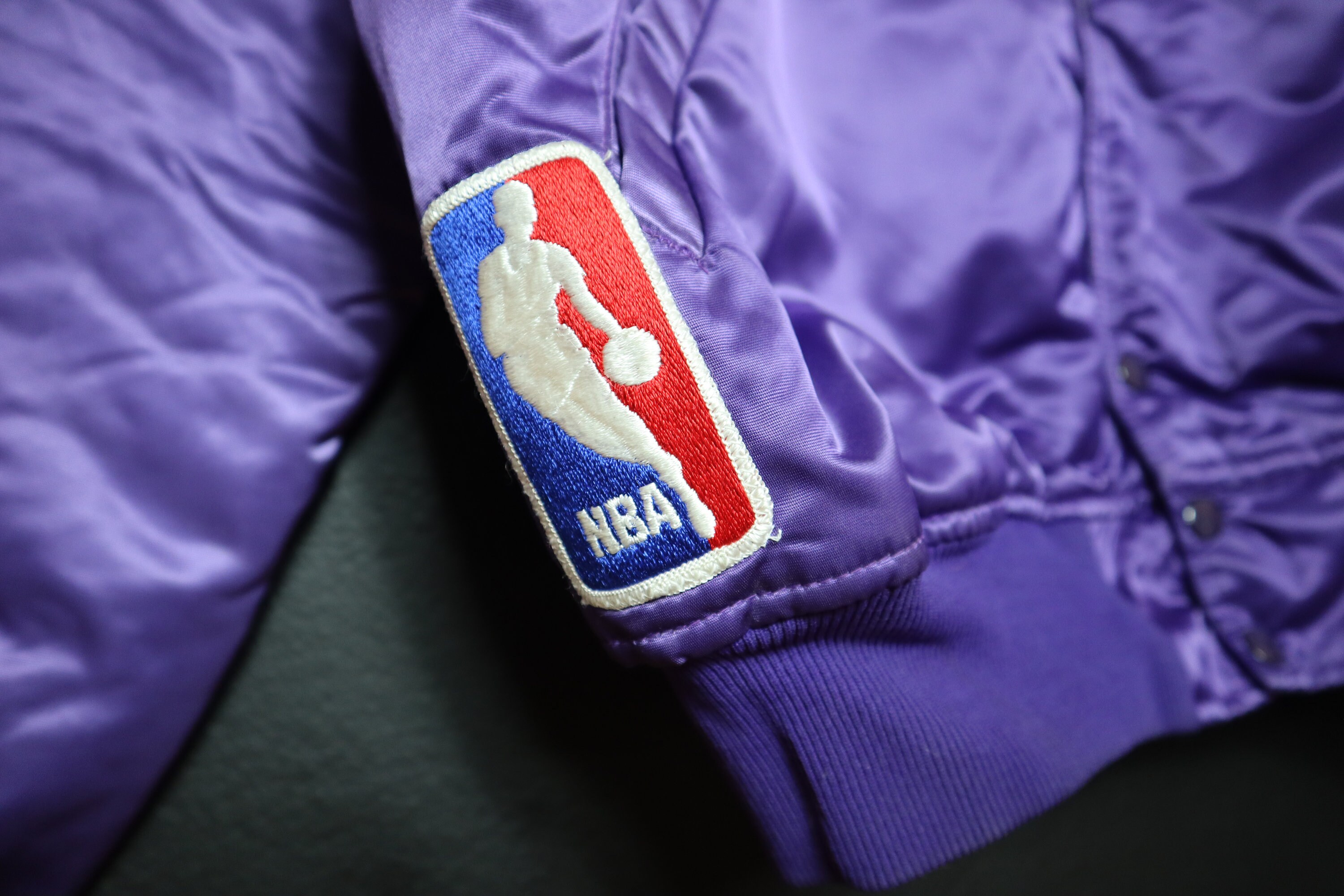 Los Angeles Lakers 1990's vintage Starter Jacket