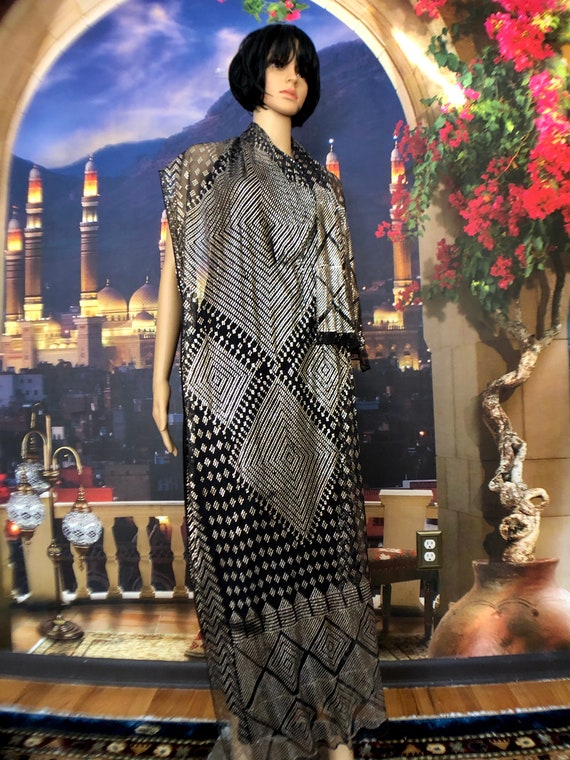 Seven Diamond Heavy Vintage Egyptian Assuit Shawl Be… - Gem