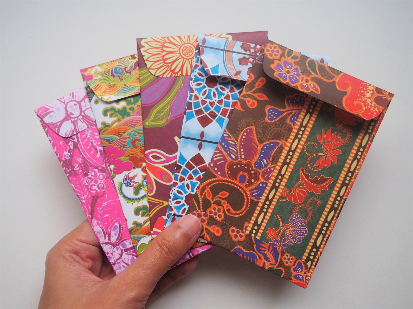 Traditional Batik and Ethnic Designs Money Envelopes for Eidset of 5 in ...