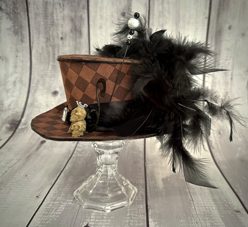 Mini Hat Top Hat Steampunk Mad Hatter Alice Fascinator Tea Party Skulls ...