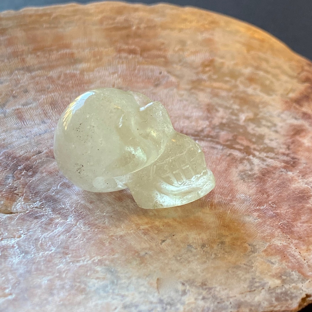 A Libyan Desert Glass Skull: Totem / Talisman / Amulet / Figurine T-13 ...
