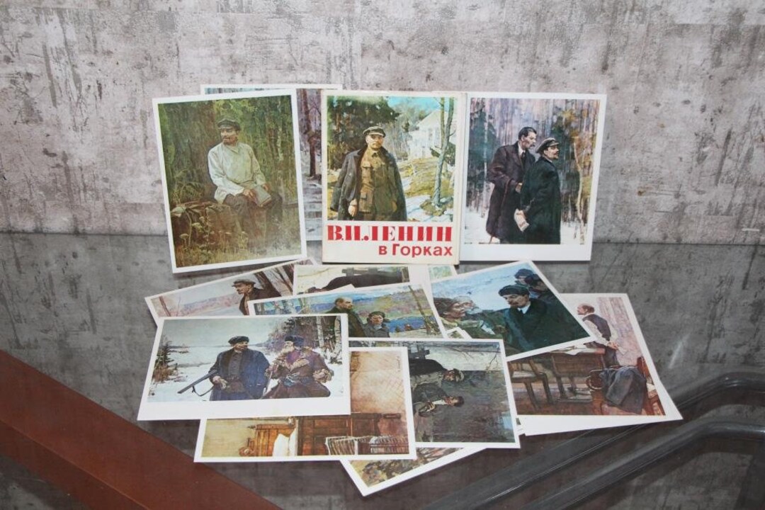 Vintage Large Cards lenin in Gorki Set of 18 - Etsy