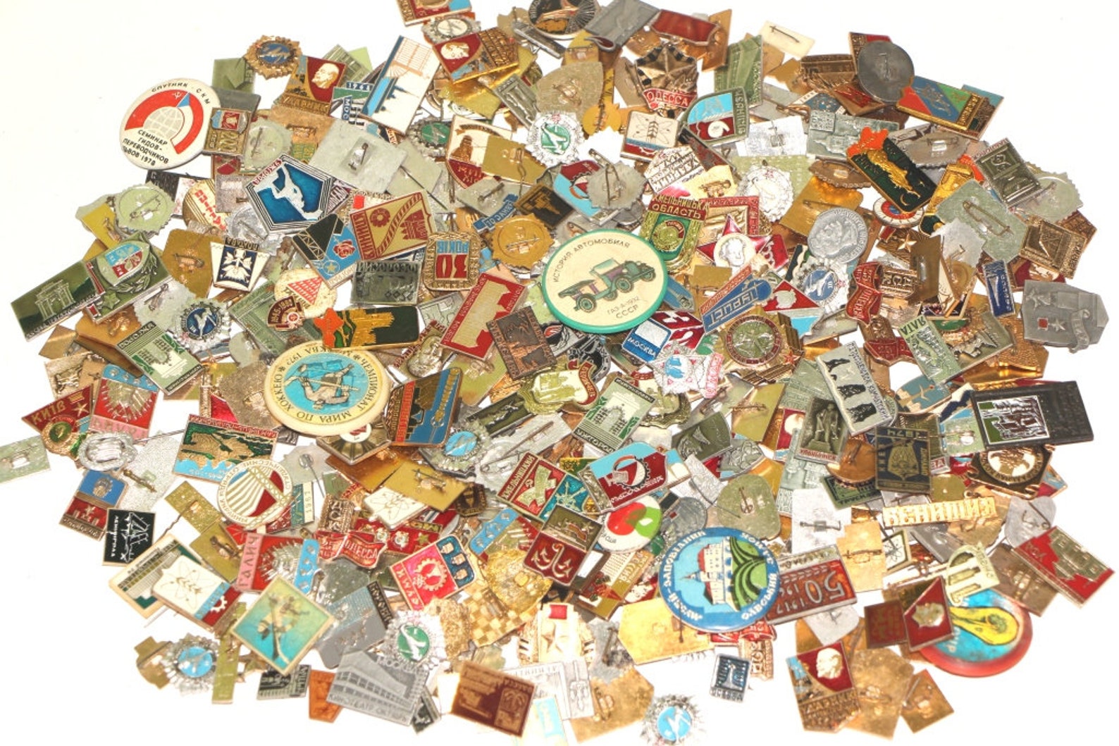 Mystery Box of 20 Vintage Enamel Metal Pins Surprise Buttons - Etsy