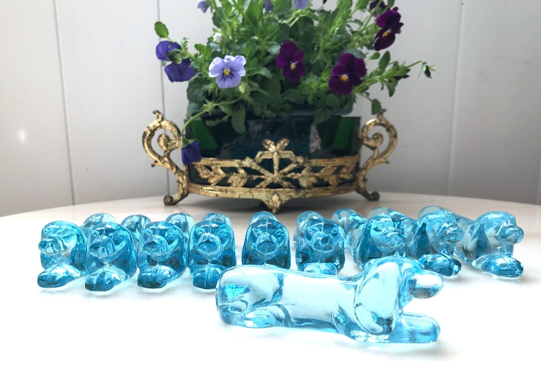 French Art Deco 10 Knives Rests, Dogs in Lagoon Blue Depression Glass ...