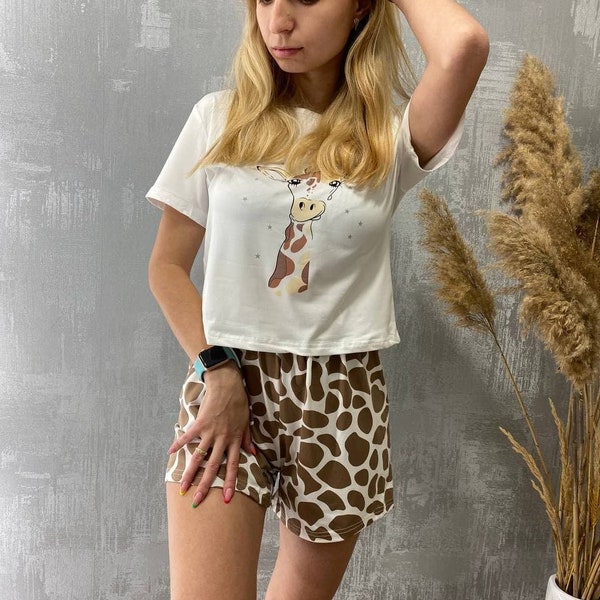 Giraffe Top - Etsy