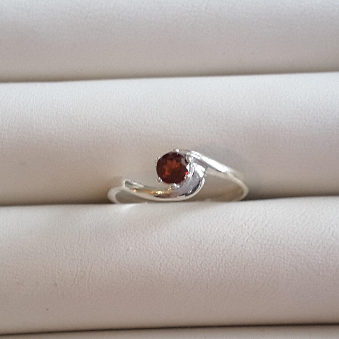 Simple Garnet Silver Ring - Etsy