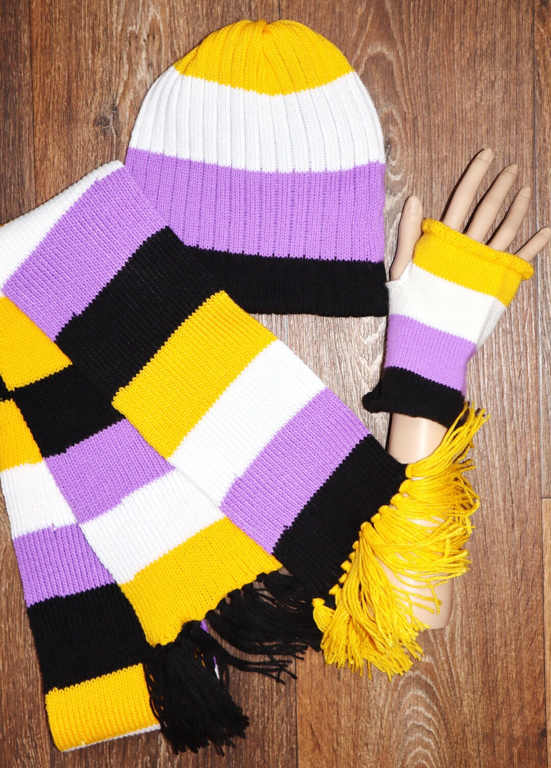 Handmade Nonbinary Pride Knit Hat and Scarf Set - Etsy