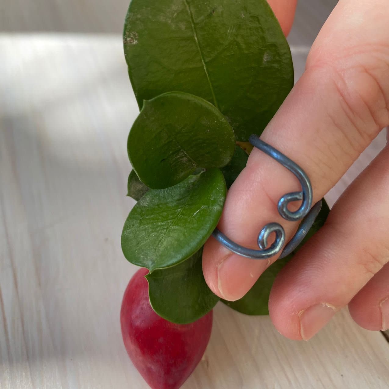 Titanium Arthritis ring splint blue and purple | Etsy