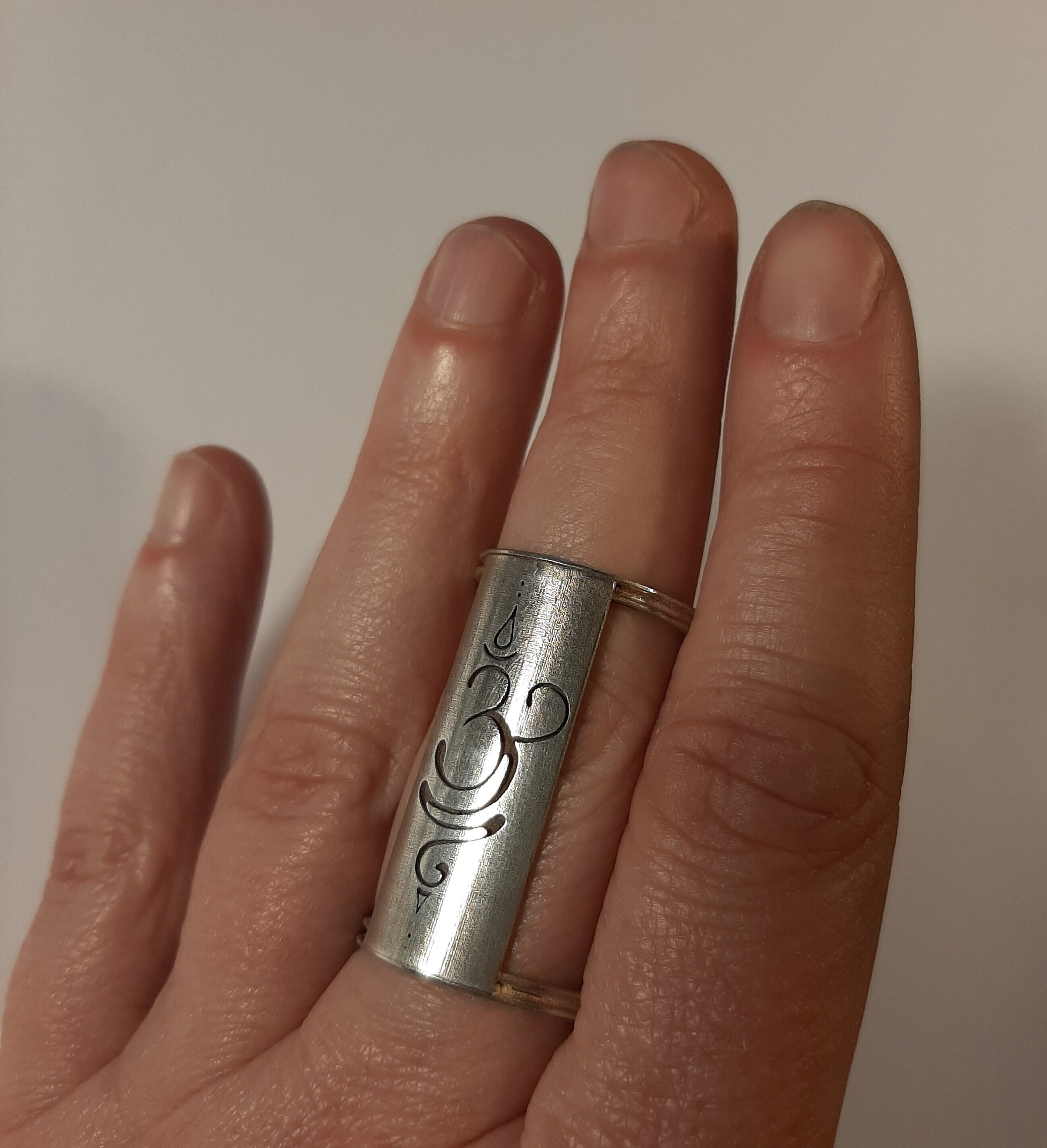 Trigger Finger Silver Ring Splint Breath in Sanscrit - Etsy