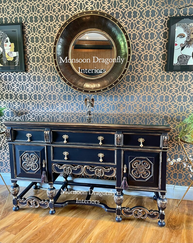 Antique American Vanity Sideboard TV Unit Hand Painted in Black & Gold ...