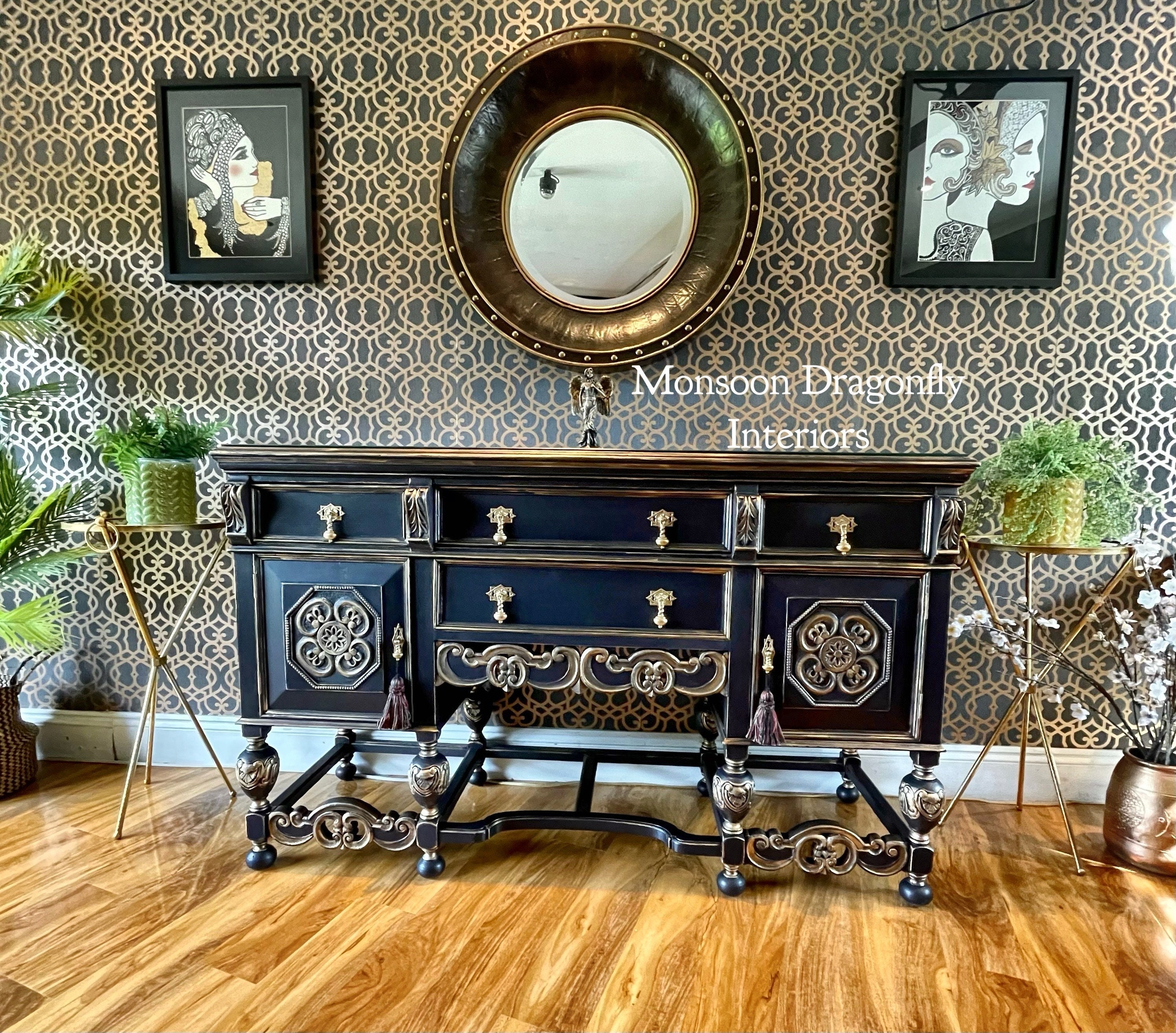 Antique American Vanity Sideboard TV Unit Hand Painted in Black & Gold ...