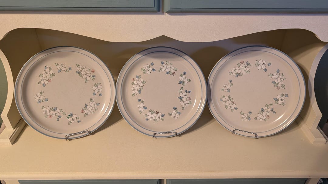 Vintage Chantilly by Hearthside Dinner Plates Set of 3 - Etsy