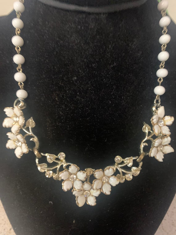 Floral Rhinestones Wedding Necklace - Gem