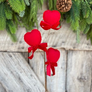 21 FELT HEART PICK, Red Heart Spray, Valentine Spray, Valentine Heart ...