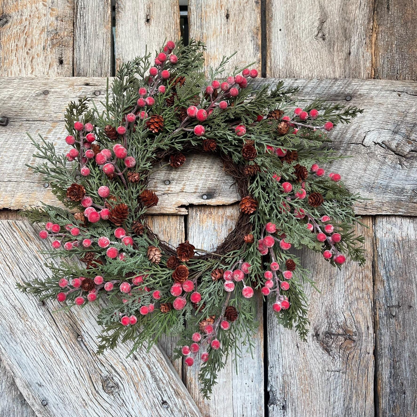 18 Christmas Berry Wreath, Red Sugar Berry Wreath, Pine Wreath ...