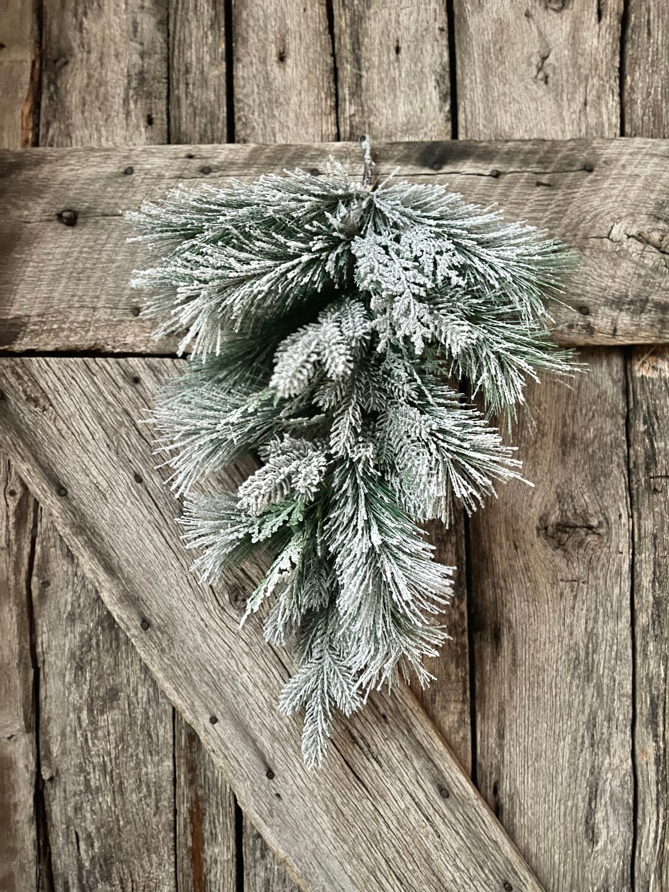 24 inch Flocked Frosted Teardrop Swag