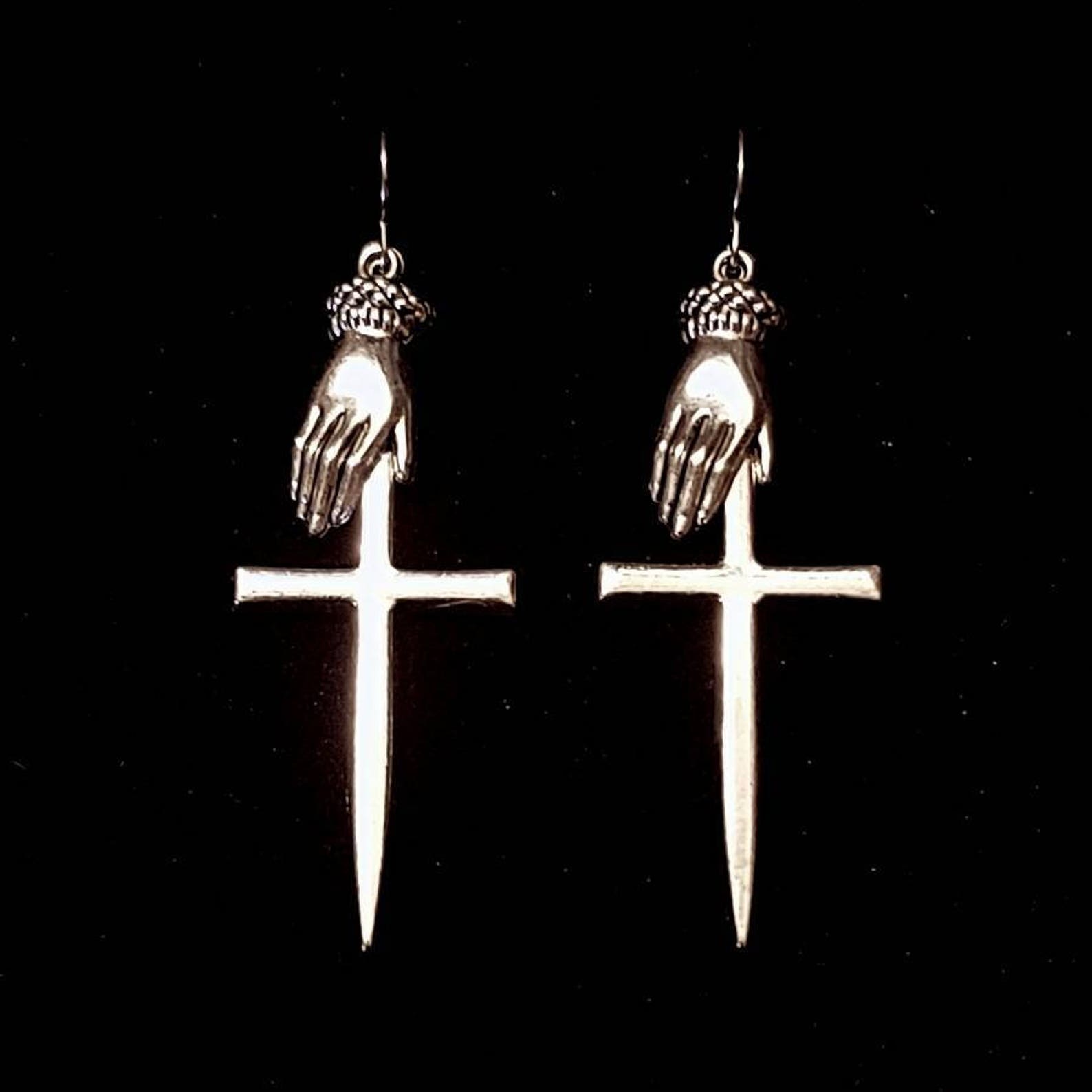 VAMPIRE HUNTER, Gothic Earrings, Sword Earrings, Victorian Jewelry ...