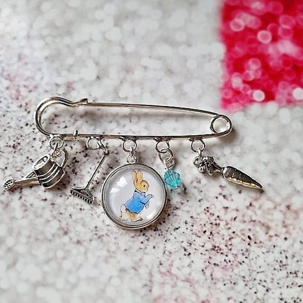 Peter Rabbit Brooch - Etsy UK