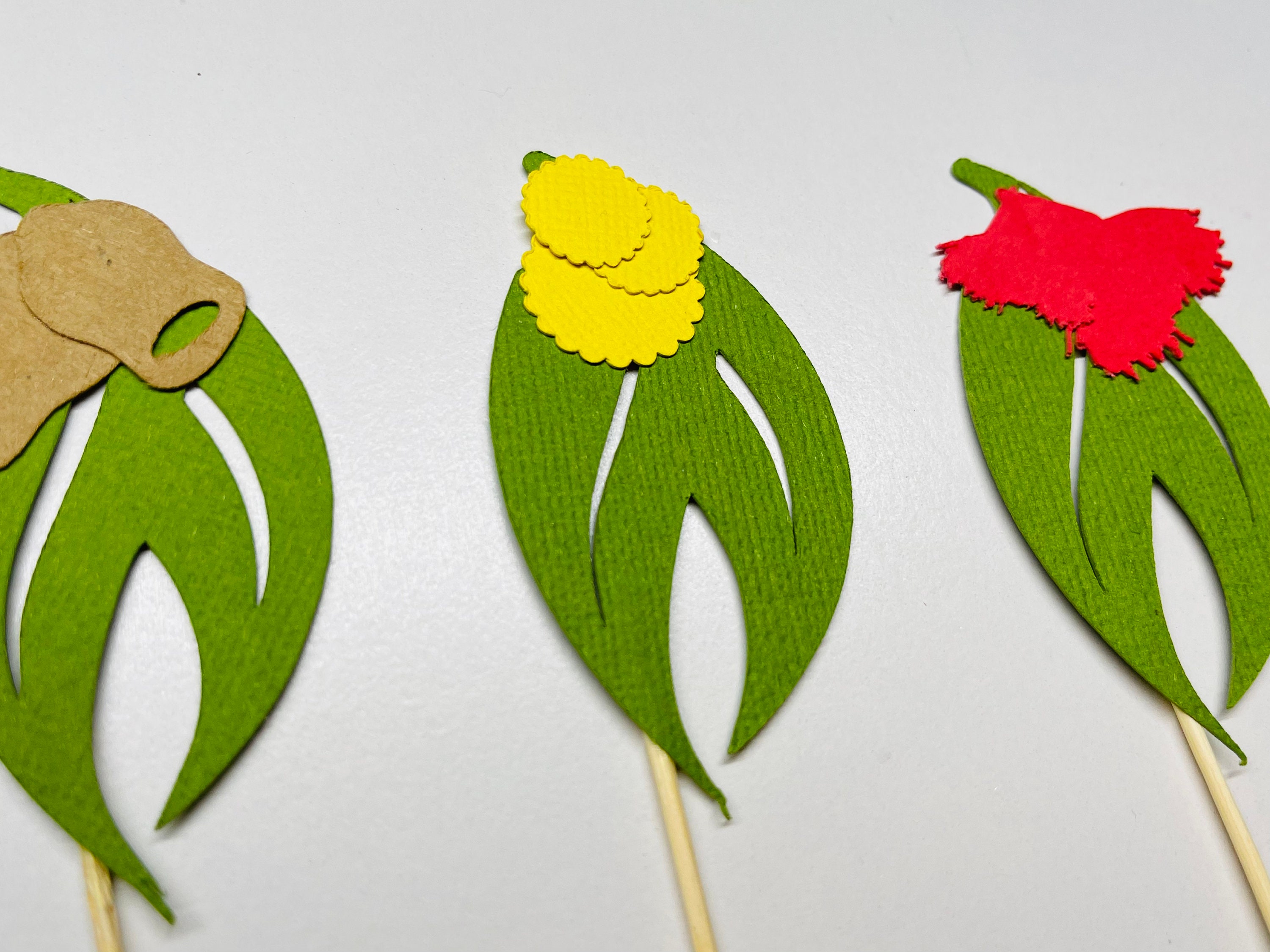 Australia Gum Leaf Garland Banner and Cupcake Toppers. Cute Aussie ...