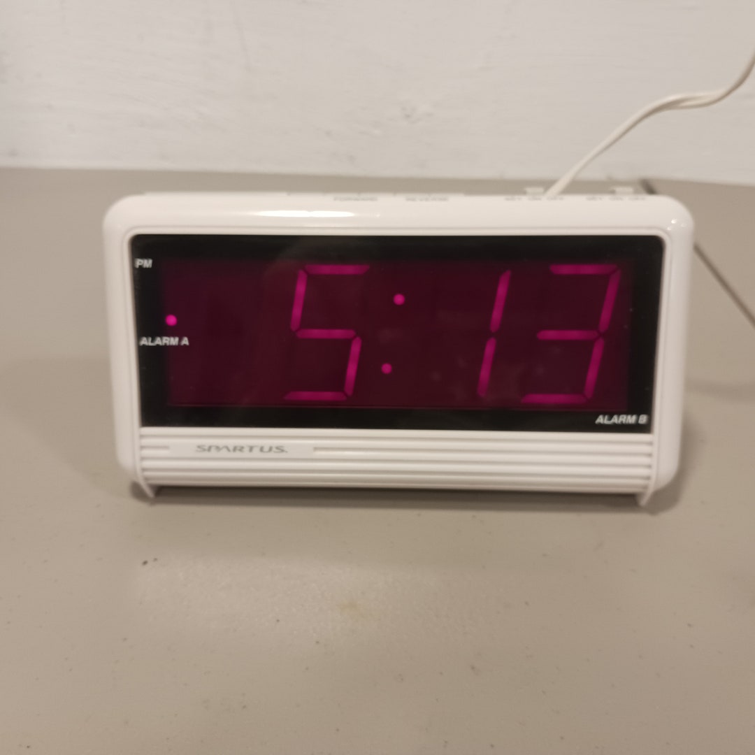 Vintage 80's White Spartus Alarm Clock - Etsy