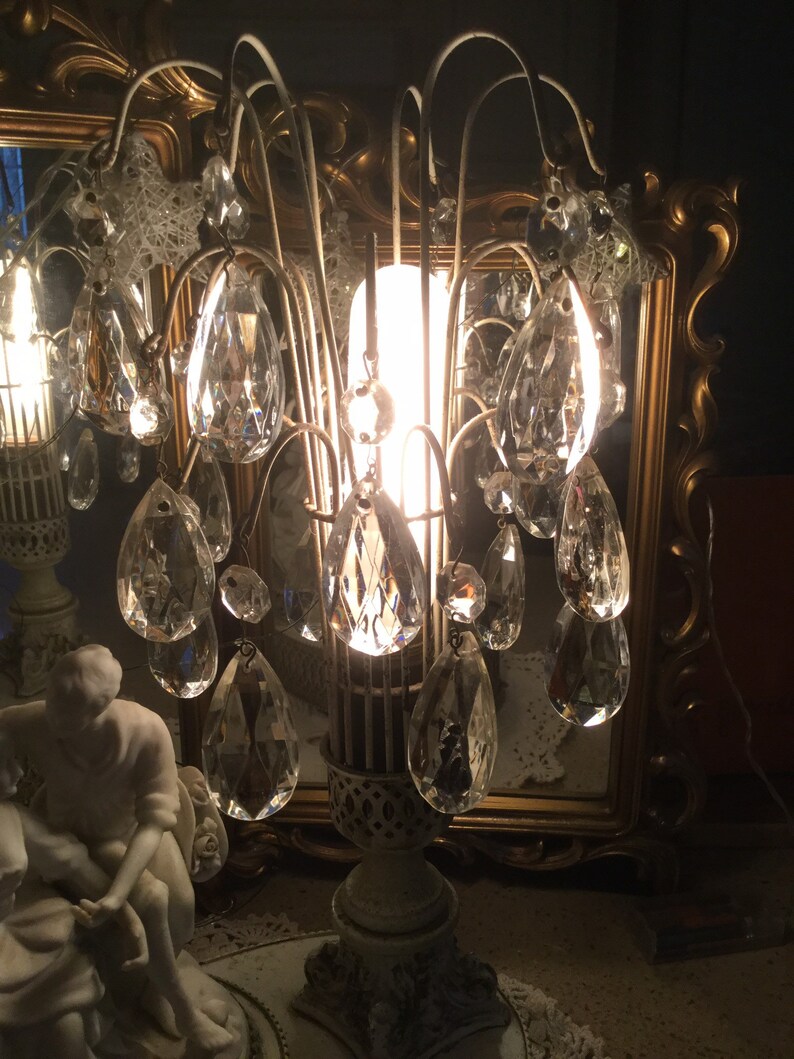 Vintage Victorian Crystal Fountain Lamp - Etsy