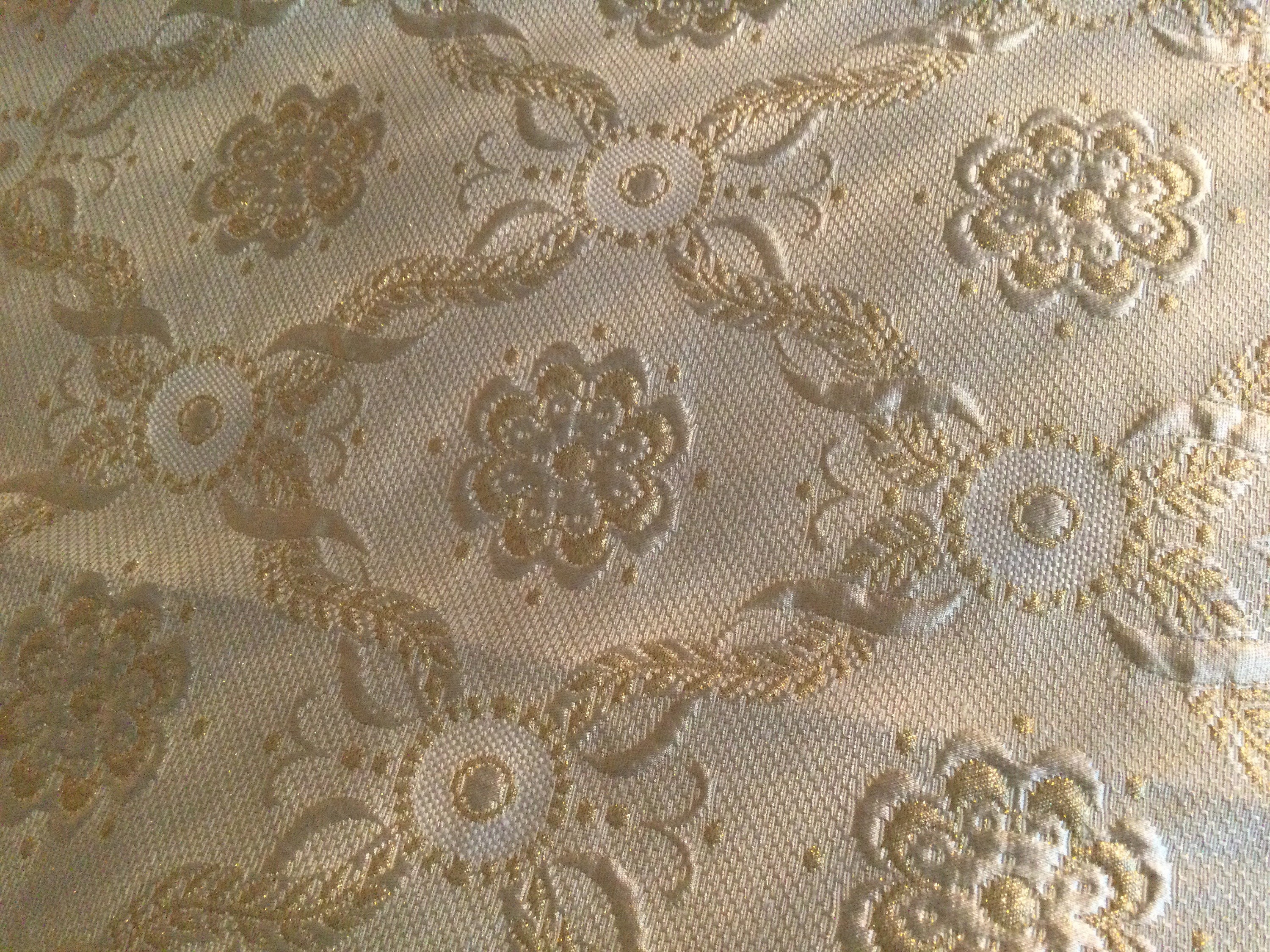 Elegant, Vintage, Metallic Gold Brocade Satin Woven Flower Pattern Bed ...