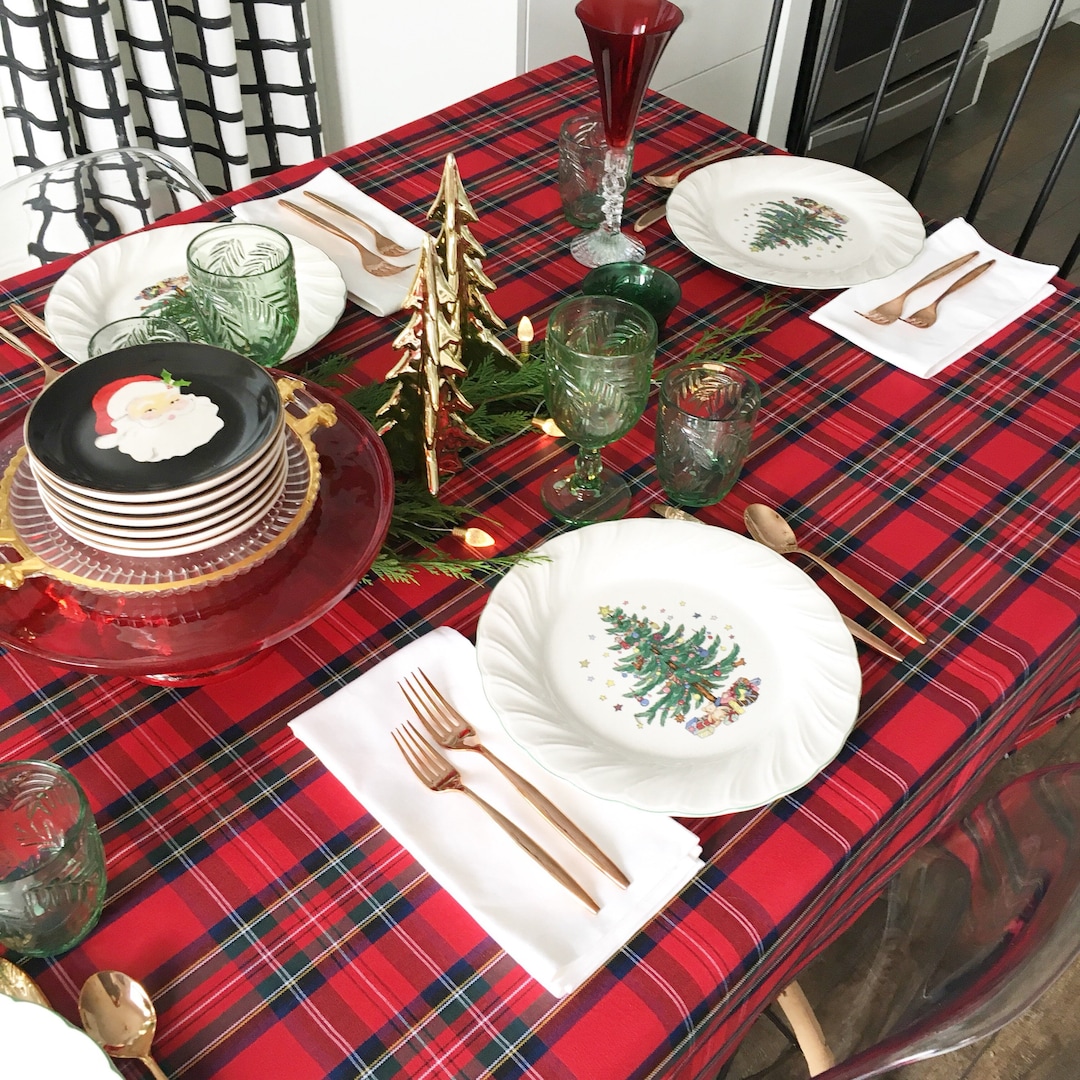 Red Christmas Tablecloth | Christmas Table Cloth, Royal Stewart Plaid ...