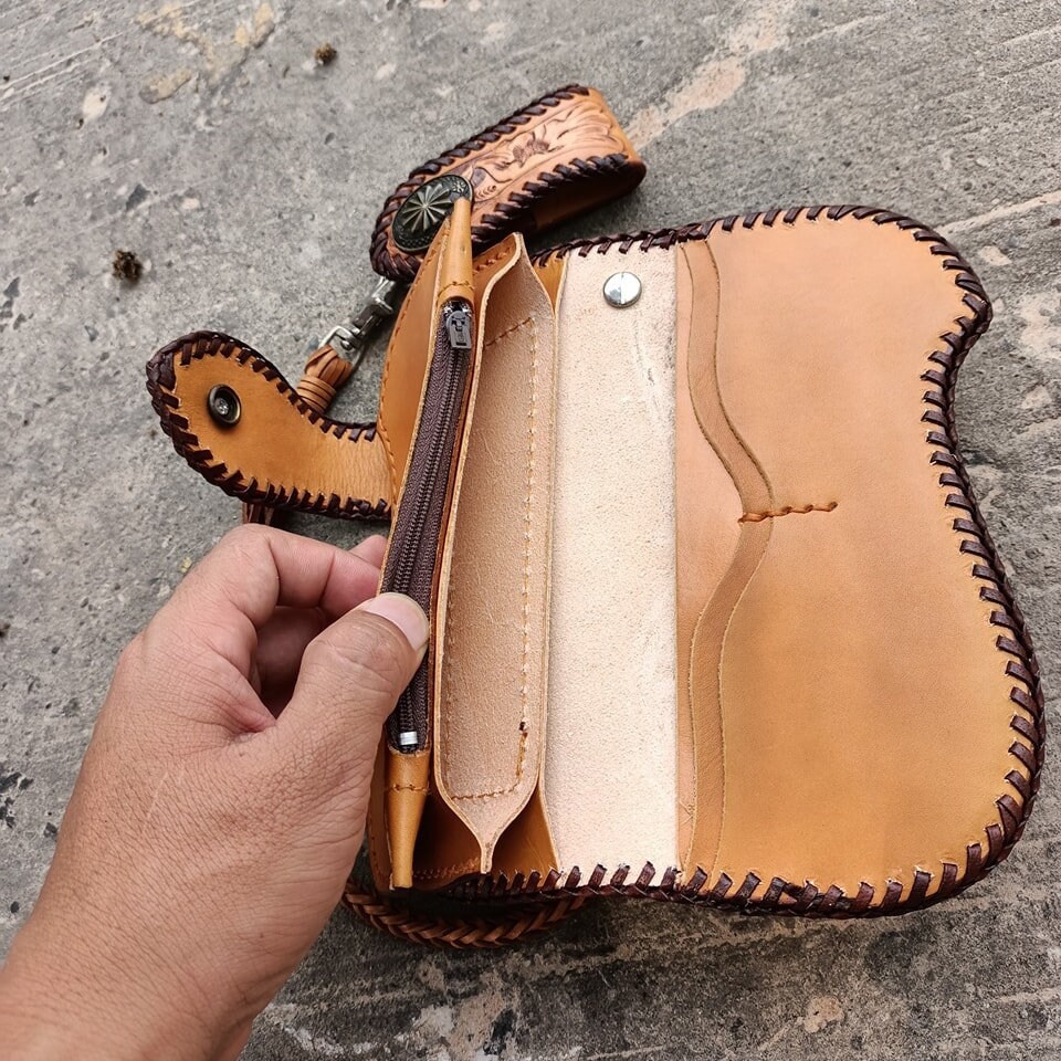 Carved Leather Handmade Leather Walltet Mens Bifold Wallet Motorcycle ...