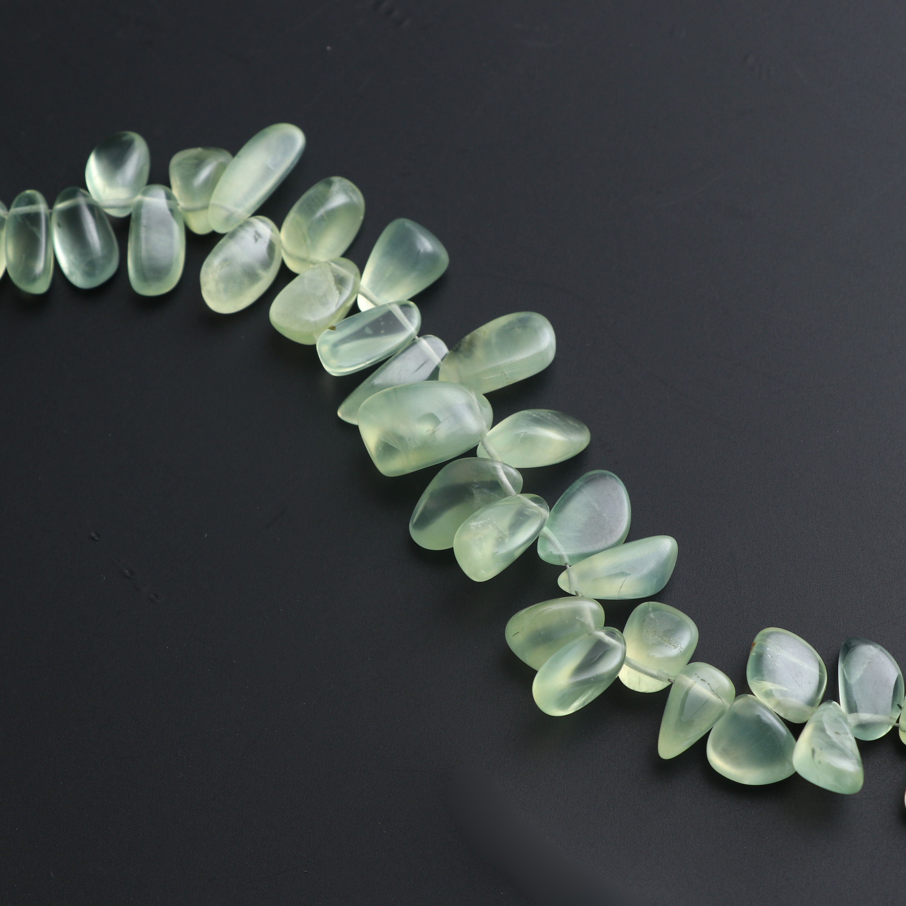 Prehnite Smooth Pebbles Beads 7x8 mm a 9x15 mm Prehnite | Etsy