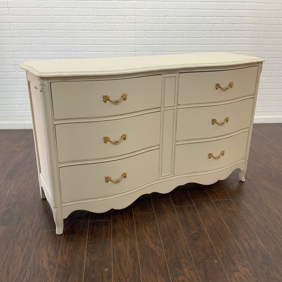 Vintage 6 Drawer French Provincial Dresser Oatmeal - Etsy