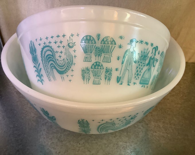 Vintage Pyrex Mixing Bowl Set: Blue Amish Butterprint, USA Made - Etsy