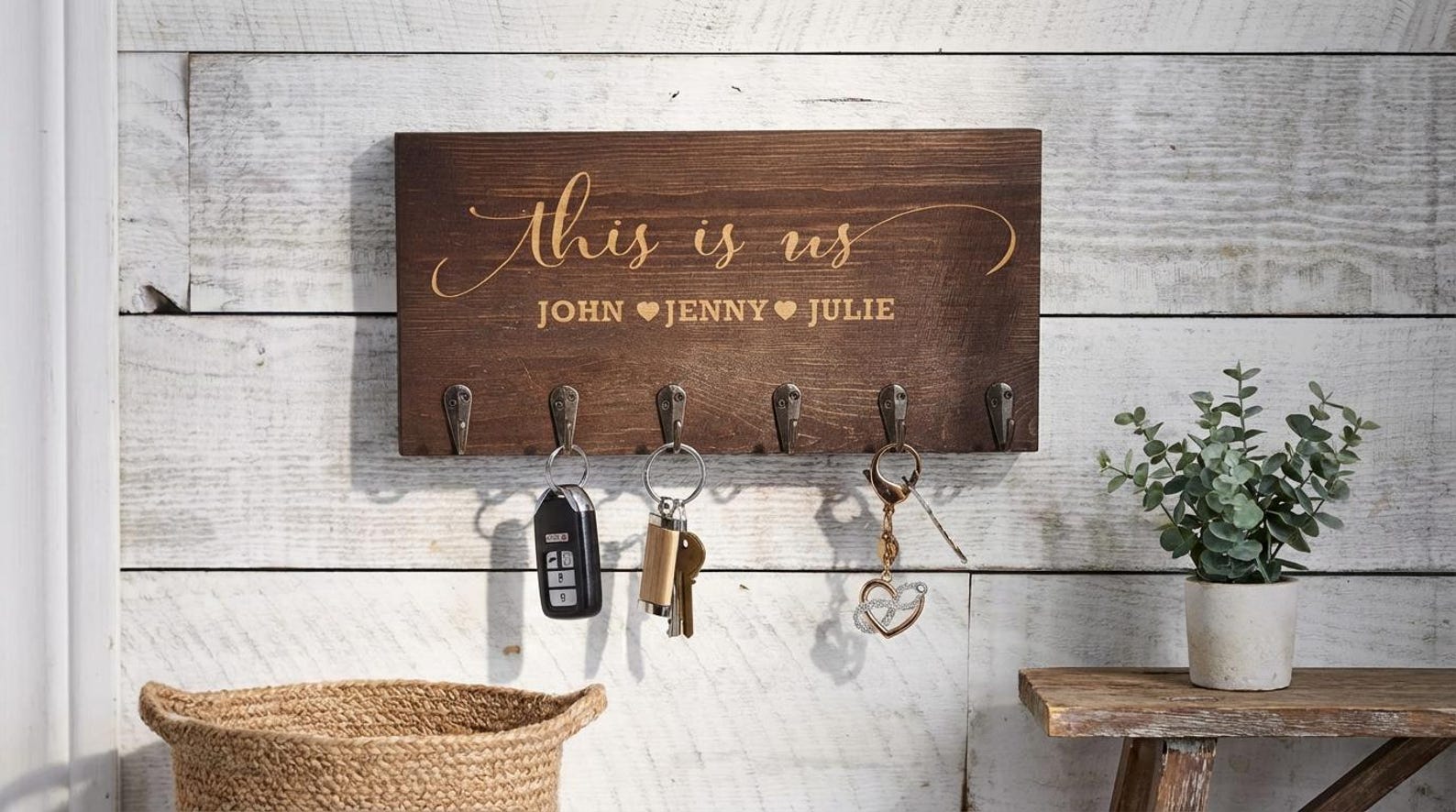 Personalized Key Hanger, Custom Key Hook, Engraved Key Holder for Wall ...