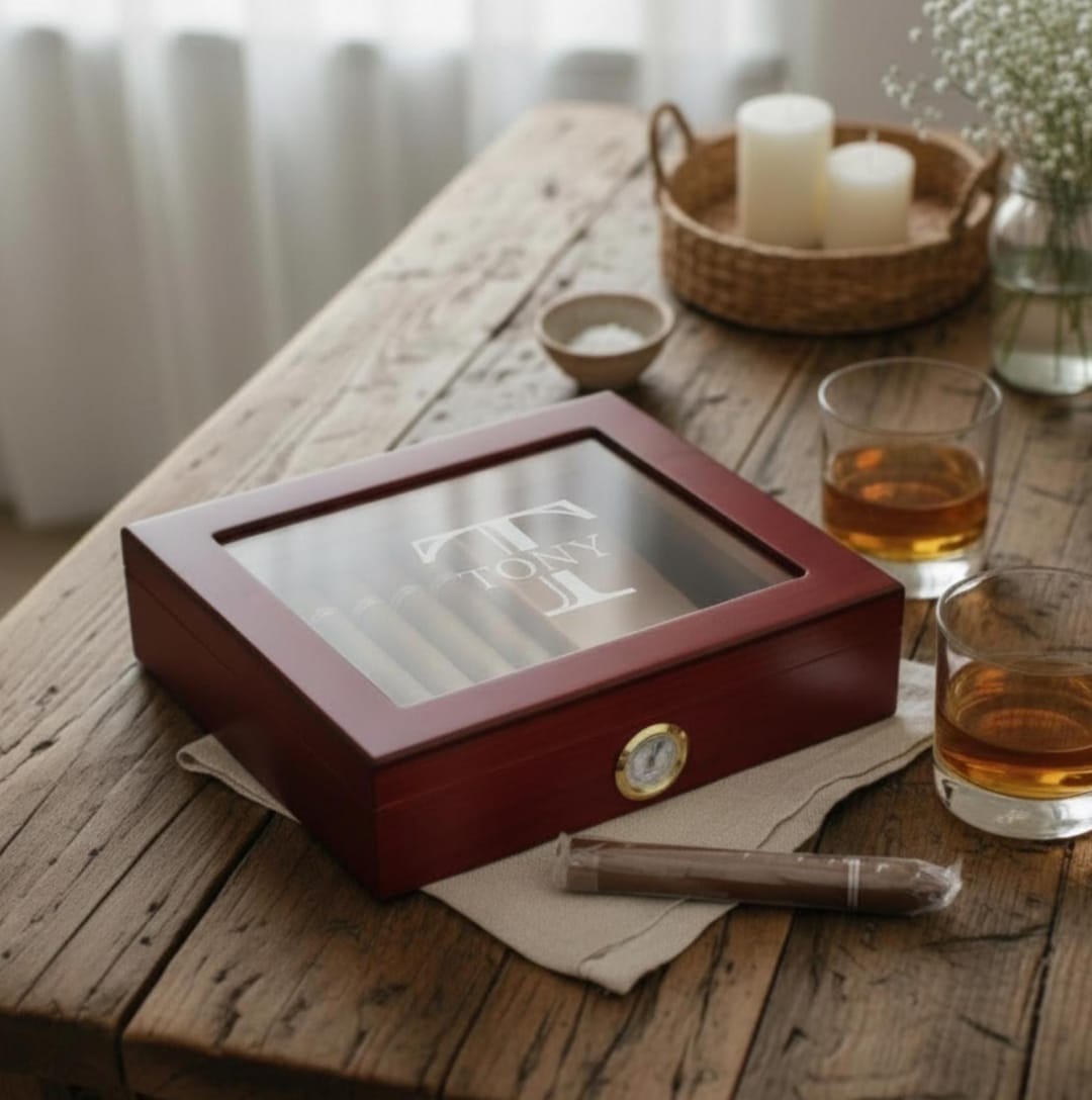 Personalized Cigar Humidor, Engraved Glass Top Cigar Box, Custom ...