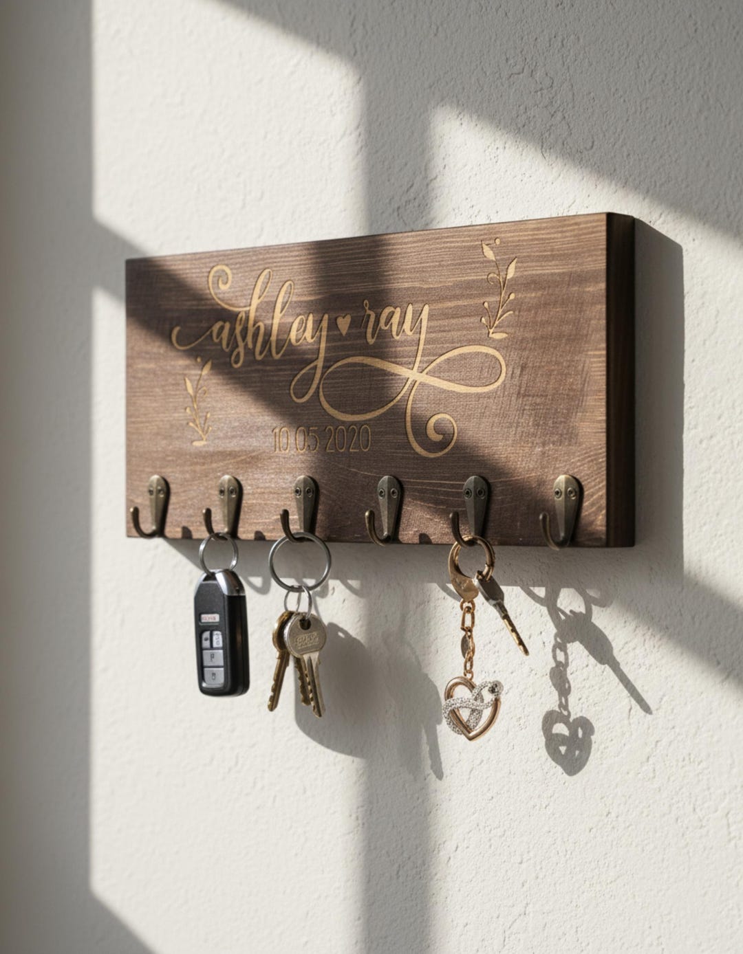 Personalized Key Hanger, Custom Key Hook, Engraved Key Holder for Wall ...