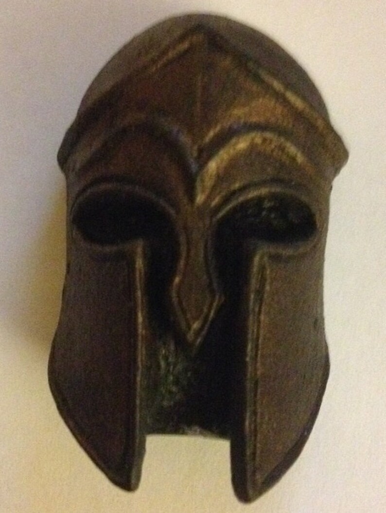 Spartan Helmet Magnet Forward Facing Bronze or Steel Finish - Etsy