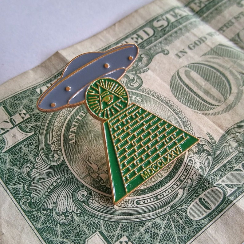The Aliens Built the Pyramids Lapel Pin - Etsy