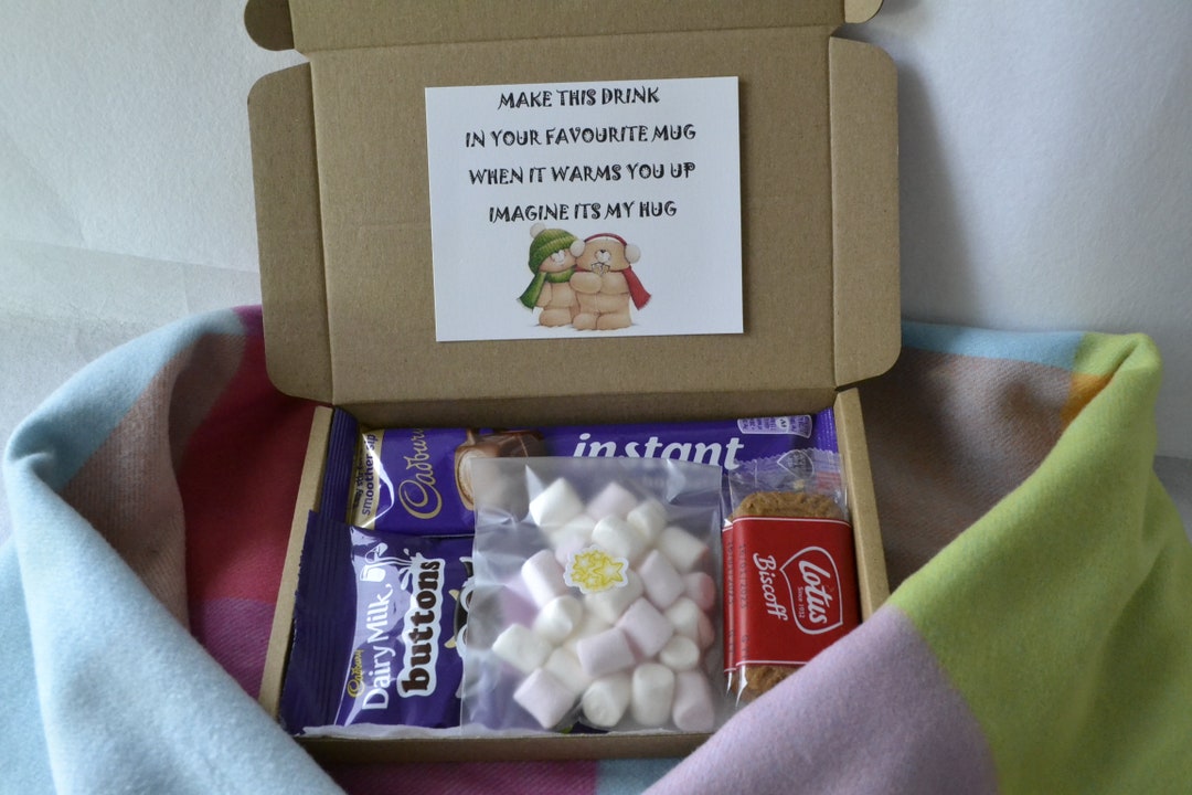 HUG IN A MUG / Hot Chocolate and Marshmallows / Biscuits / Friendship ...