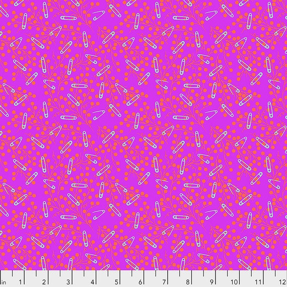 Homemade Pins & Needles Fabric // Tula Pink // Freespirit - Etsy