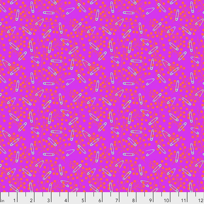Homemade Pins & Needles Fabric // Tula Pink // Freespirit - Etsy