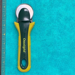 Dimples Bahama Blender Fabric by Gail Kessler for Andover by the Half ...