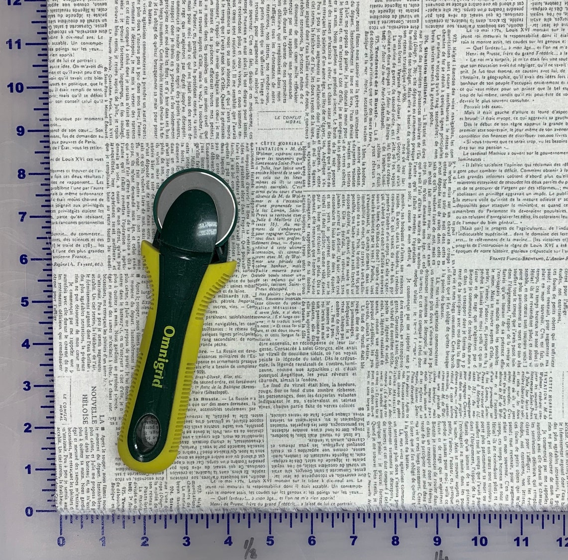 Compositions Newsprint Fabric // Basicgrey // Moda Fabrics 30451 18 ...