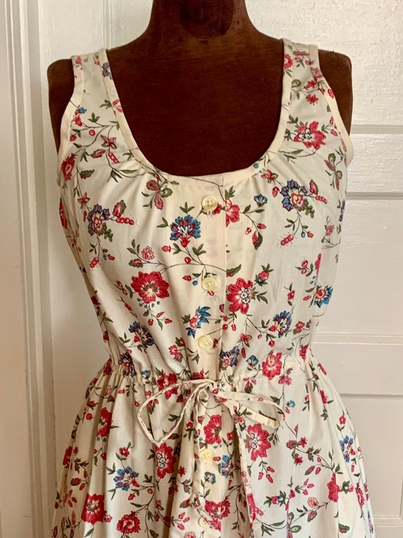 1970's Vintage White sundress with blue & green leaf… - Gem