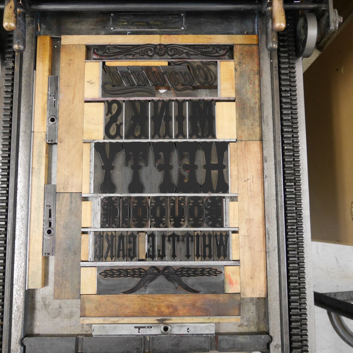 Rob Roy Kelly Wood Type Specimen Sheet - Etsy