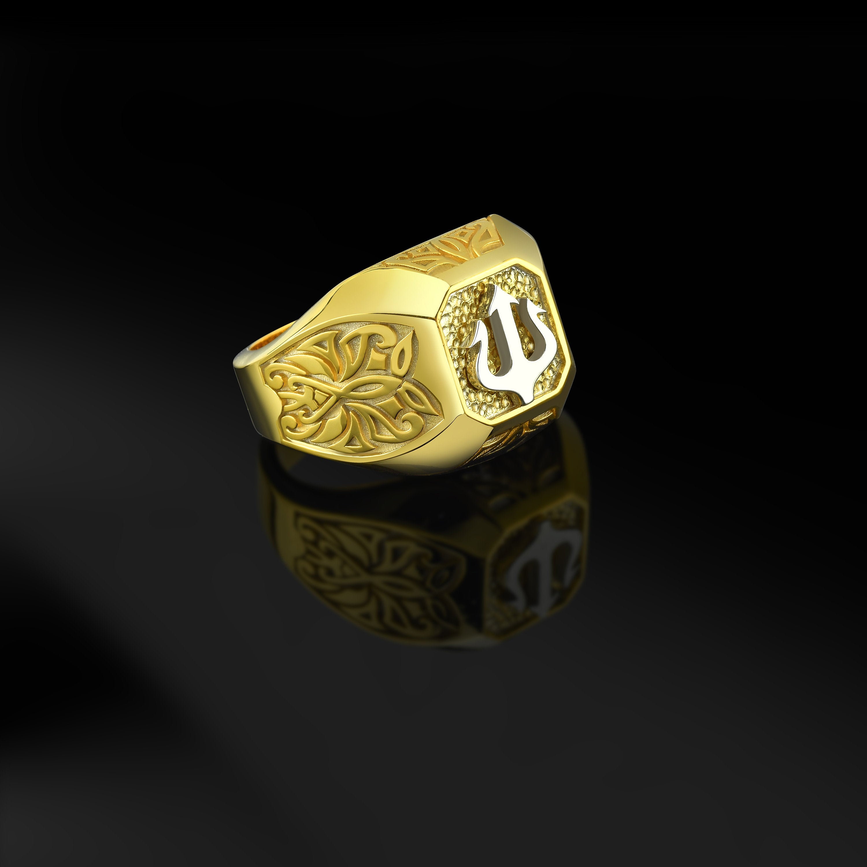 Poseidon's Trident Signet Ring | ubicaciondepersonas.cdmx.gob.mx