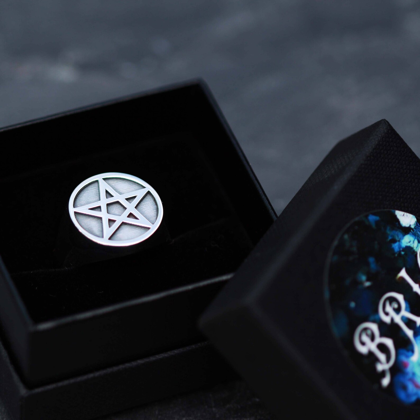 HEX Pentagram Ring / Silver Pentagram Ring / Pentagram Signet - Etsy